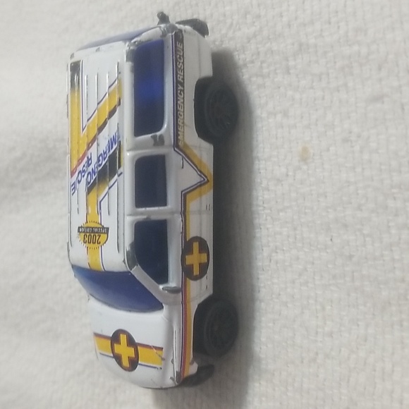 MATCHBOX | Toys | Matchbox Emergency Rescue Jeep | Poshmark